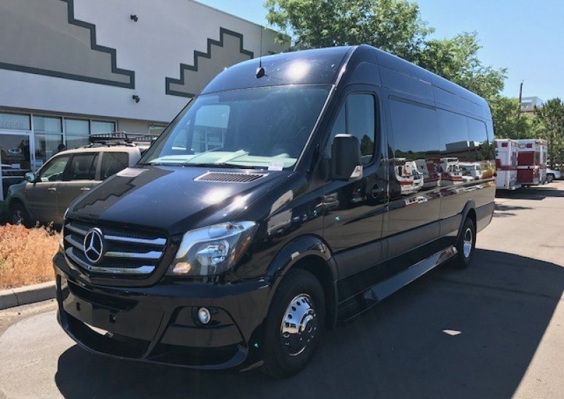 North Attleboro MA Limousine - Tomas Limo Vip